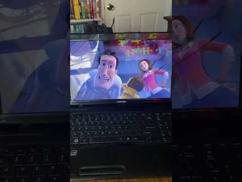 Bee Movie (2007) Bathroom Fight Scene (DVD Capture) - YouTube