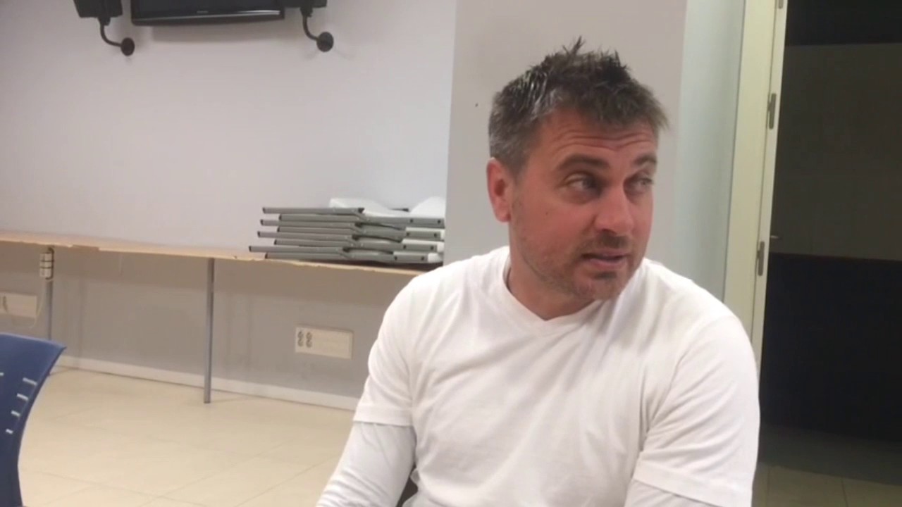 Entrevista a Manuel Ruano, entrenador del Atlético Malagueño - YouTube