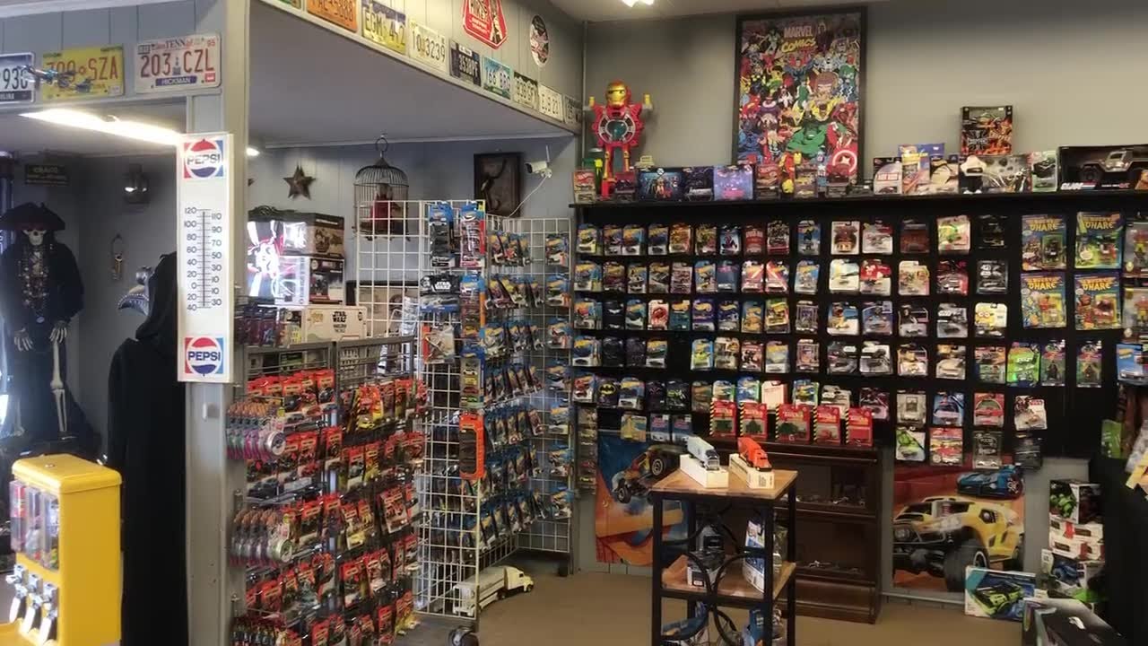 Time Travelers Trading Co. opens in Marion - YouTube