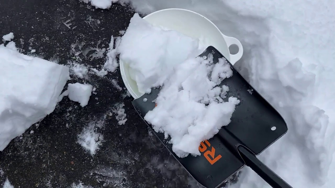 Measuring the Density of Snow - YouTube