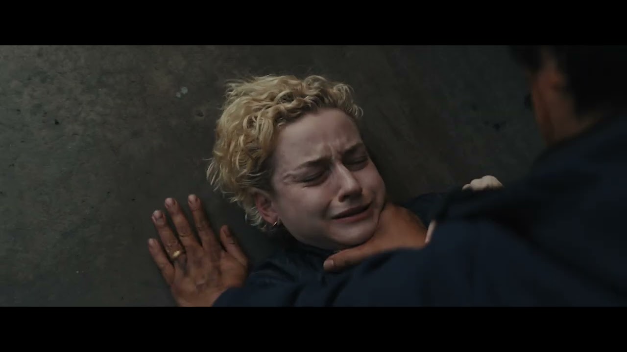 Weapons (2025) | Headmaster Run scene - YouTube