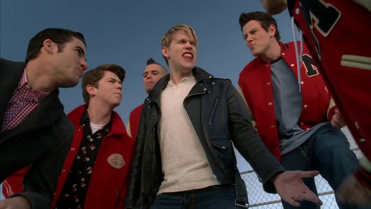 GLEE Full Performance of Summer Nights - YouTube