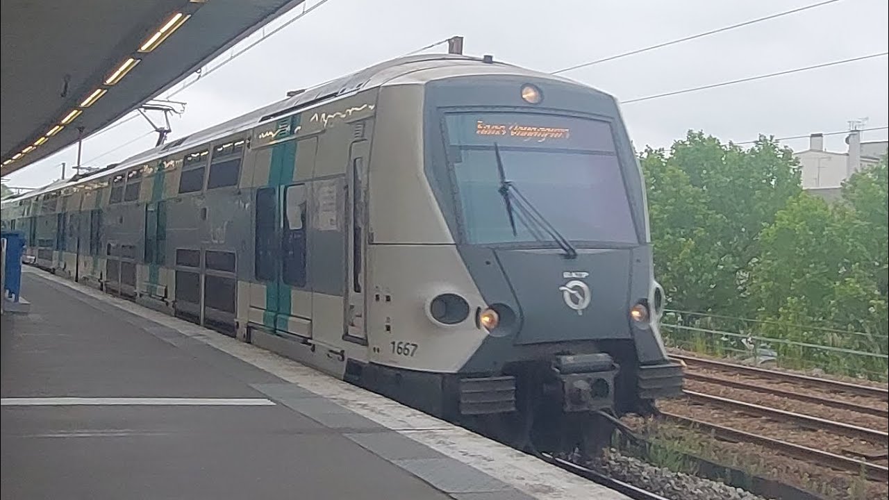 Passage Sans Arrêt D'un MI09 à Champigny Saint Maur - YouTube