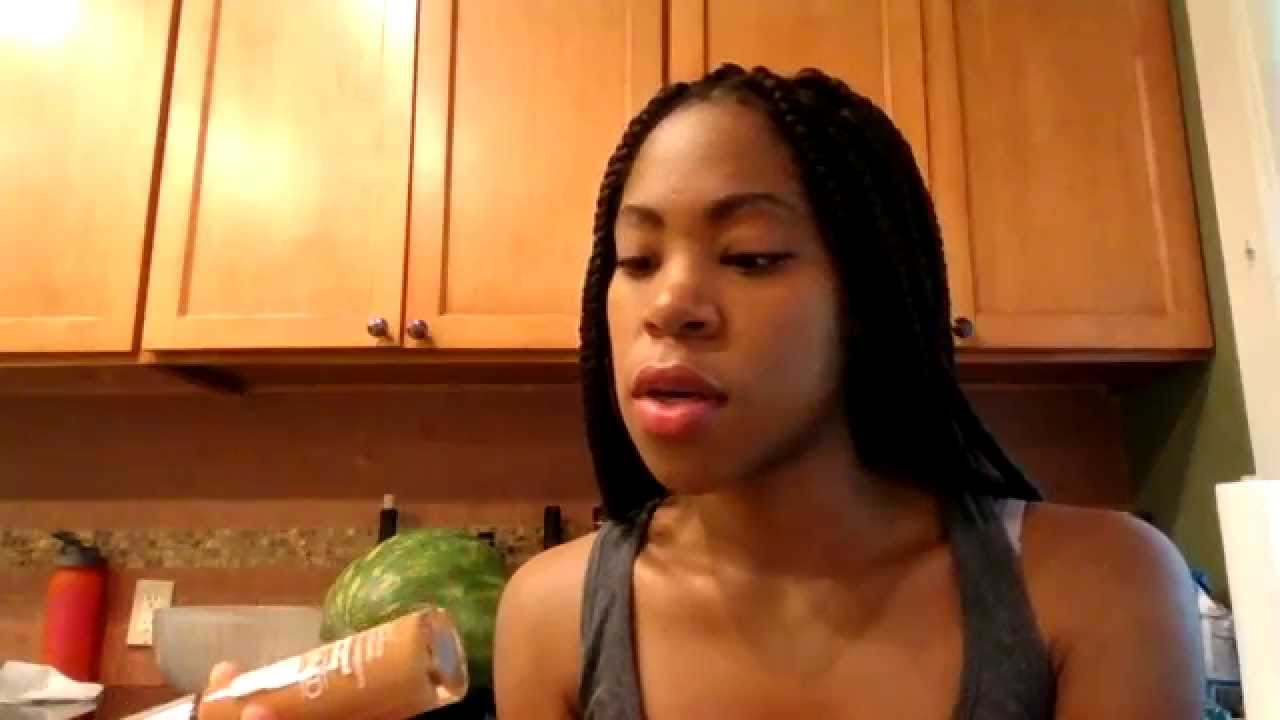 Clinique Beyond Perfecting Foundation + Concealer in Ginger - YouTube