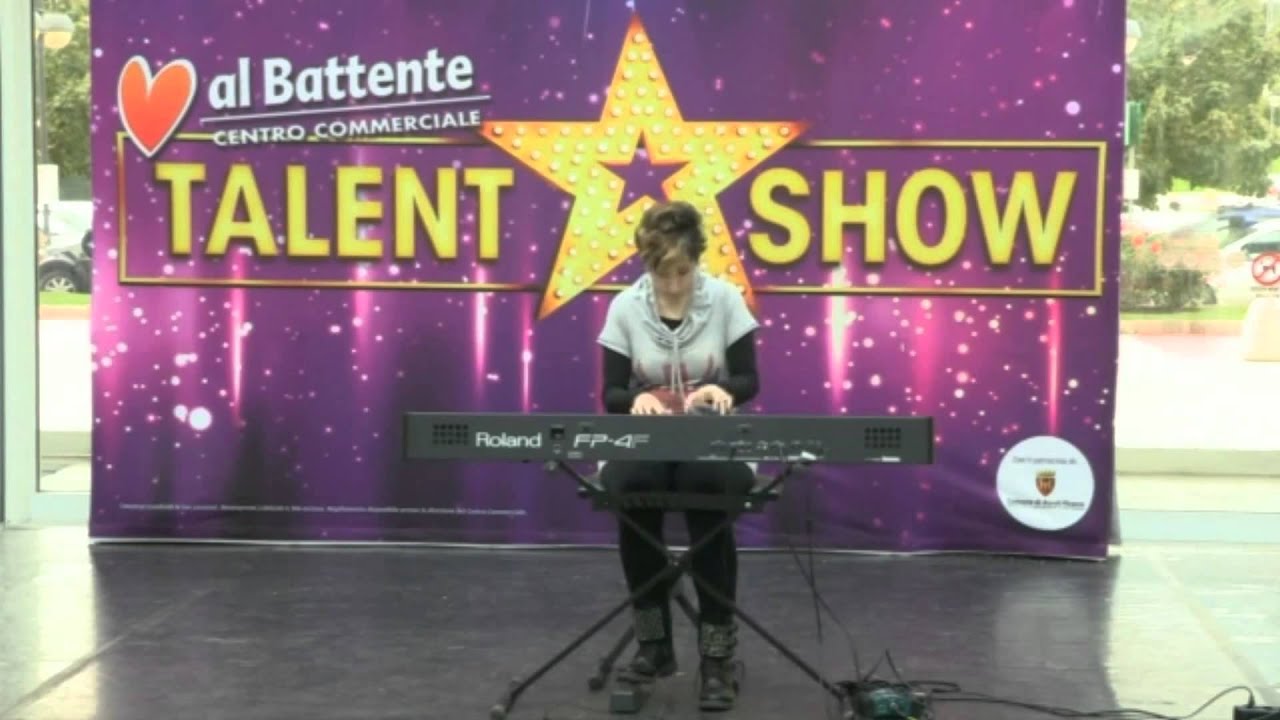 Sara Antonelli - Englishman in New York (Sting) - YouTube