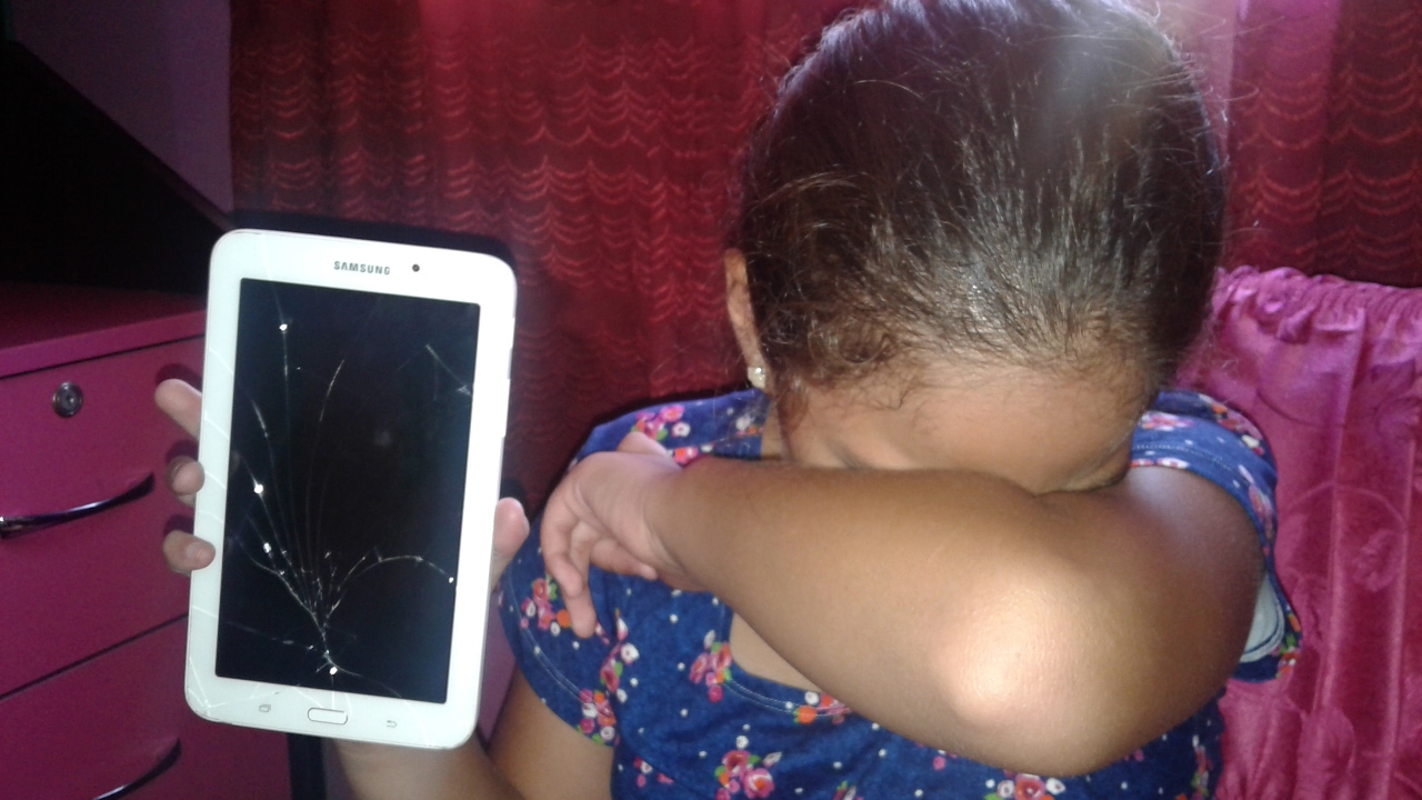 SE ME ROMPIÓ MI TABLET 100% REAL NO FAKE | *GabyGabriela* - YouTube