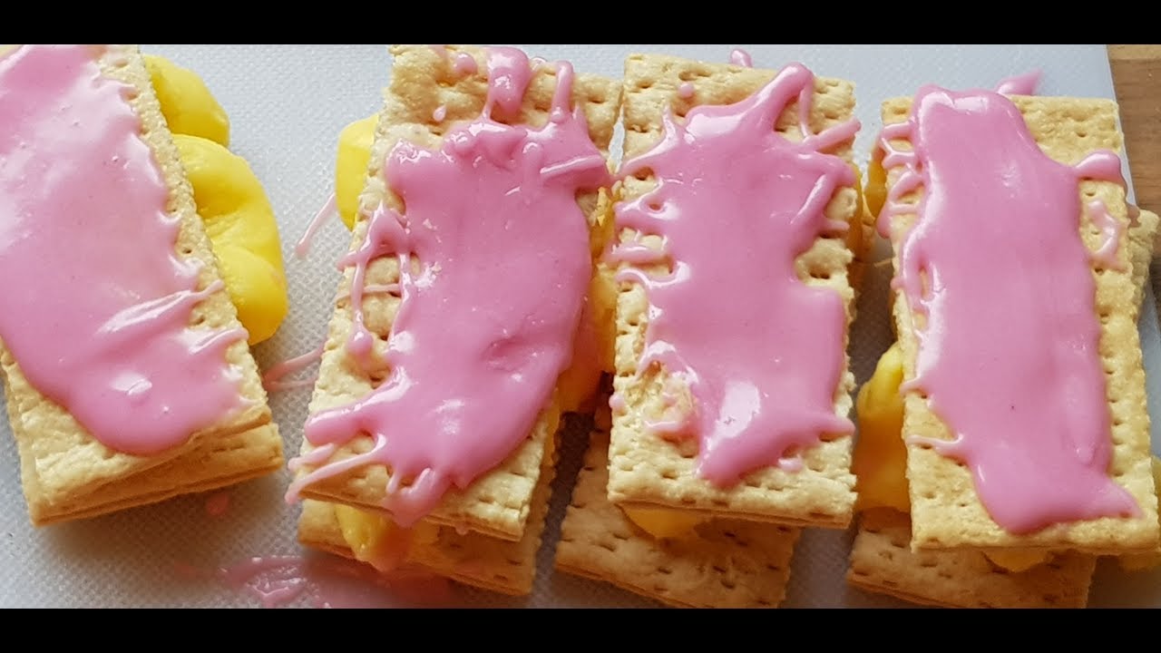 Timo Bakt Afl. 1 Tompoucen bakken. - YouTube