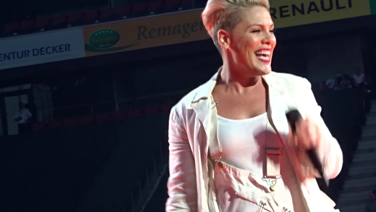 Pink - Fuckin' Perfect - LIVE in Köln 05.07.2019 - YouTube