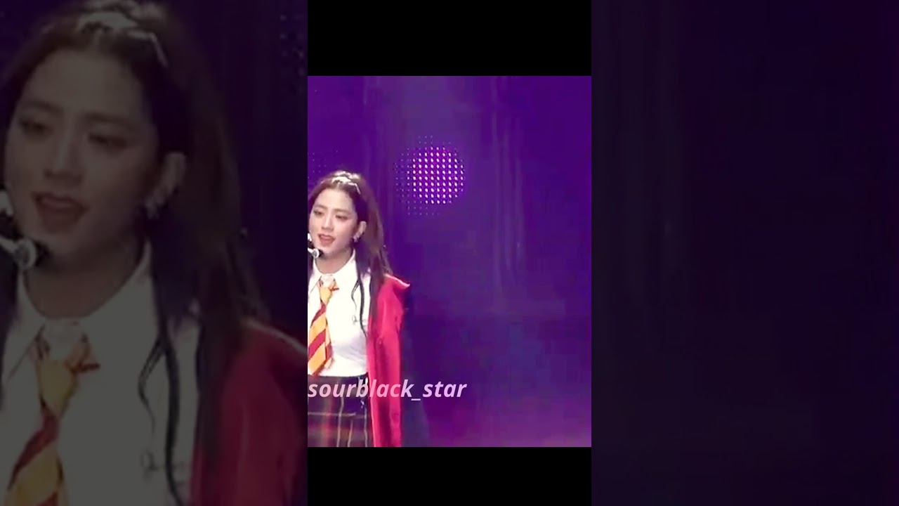 Jisoo cantando Stay - YouTube