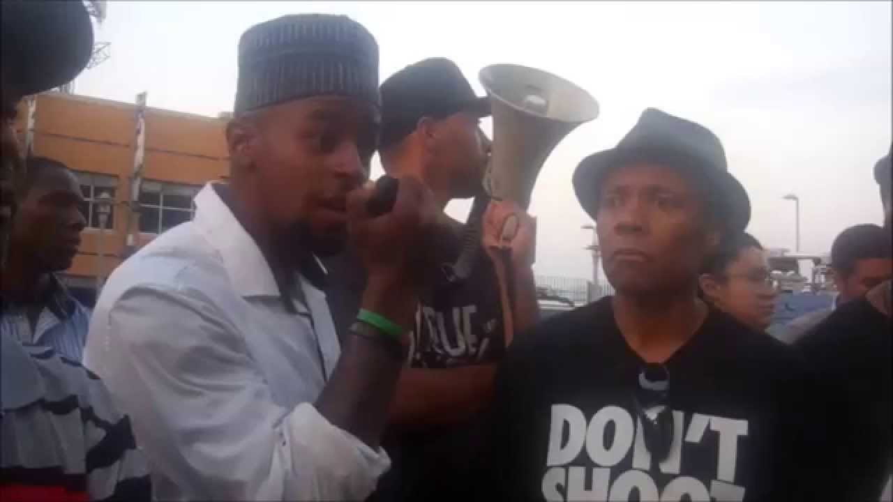 Suga Ray Adresses the 120th Precinct in Staten Island - YouTube