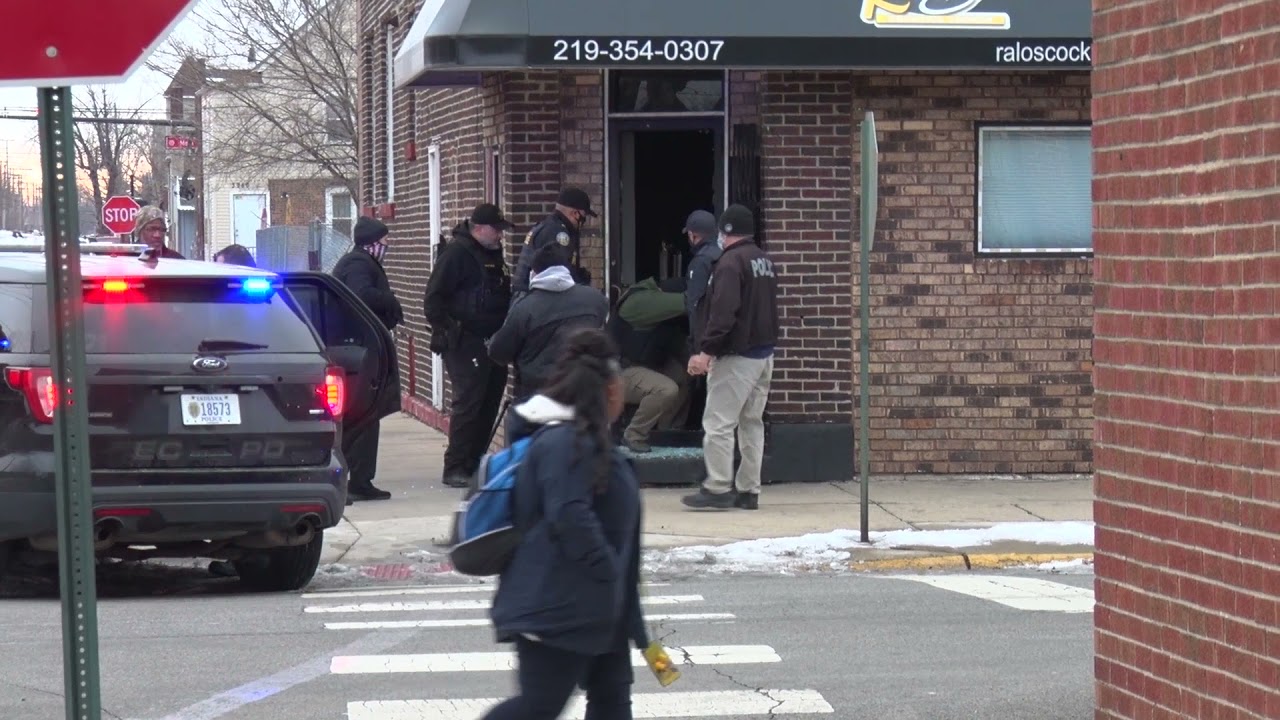 East Chicago Police Raid Ralo's Cocktail Lounge 1/13/22 - YouTube