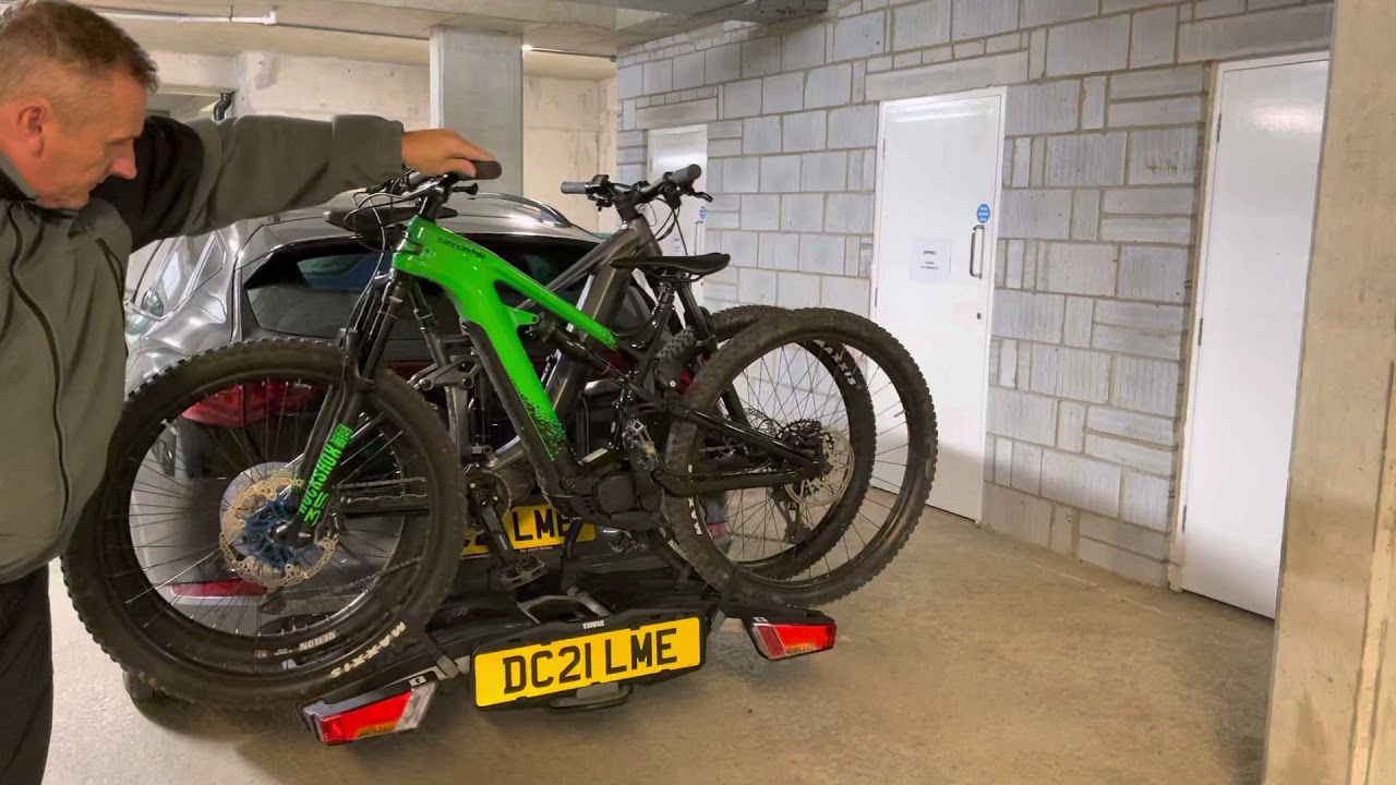 Thule Easy Fold bike Rack - YouTube