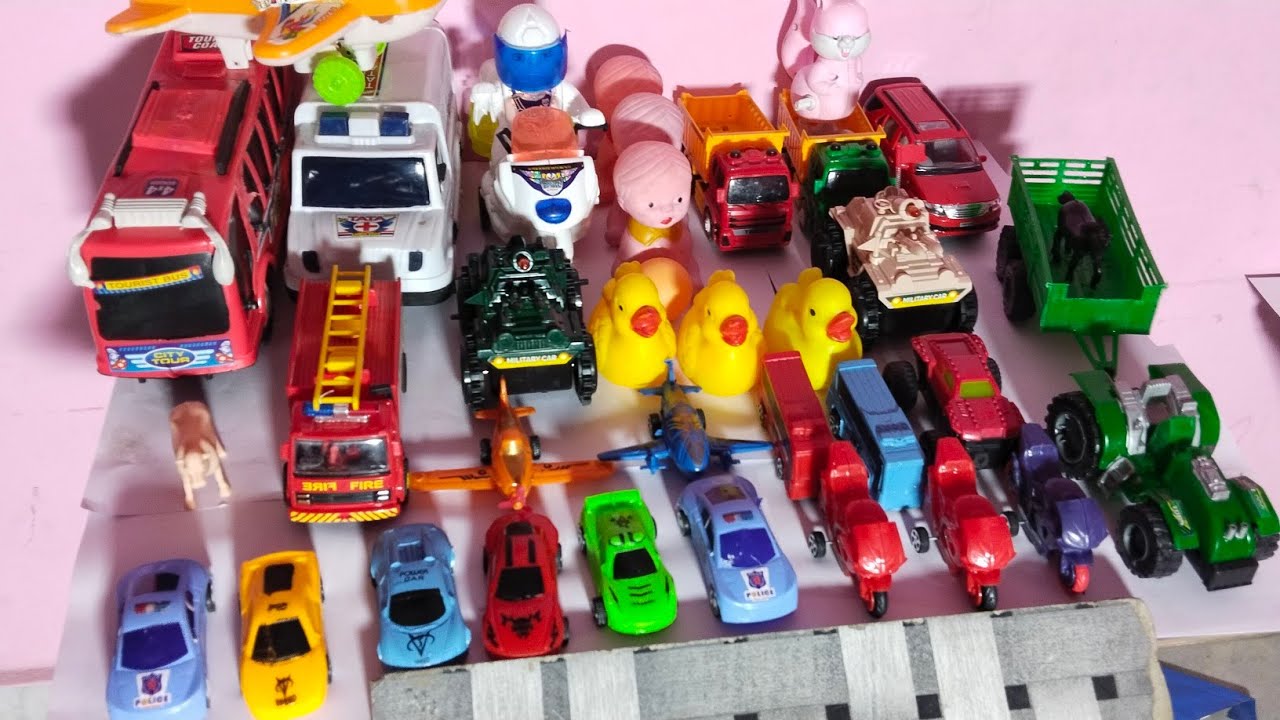 Toy Super Cars super bike jumping into coloured water tap a ramp - YouTube