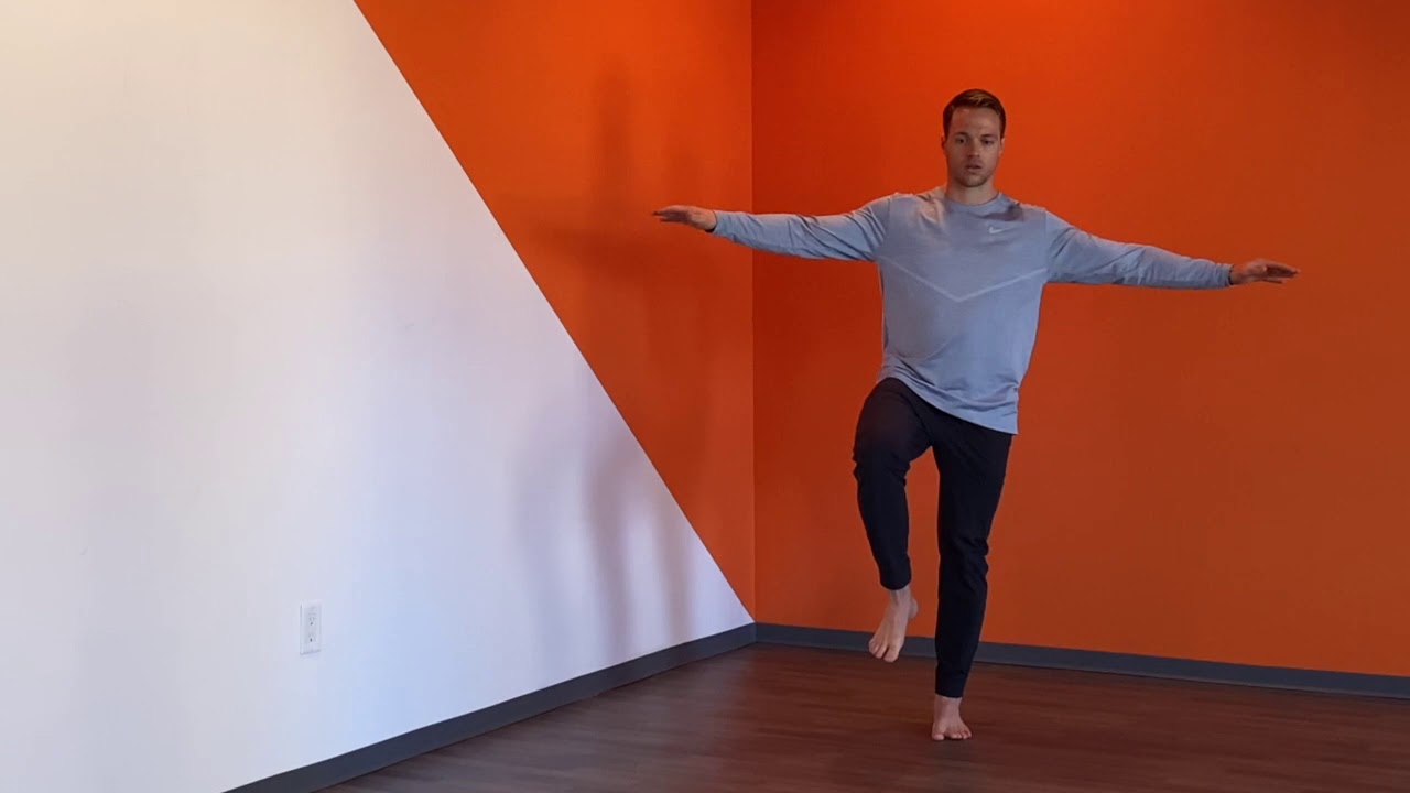 Single-Leg Airplane Rotation Squat - YouTube
