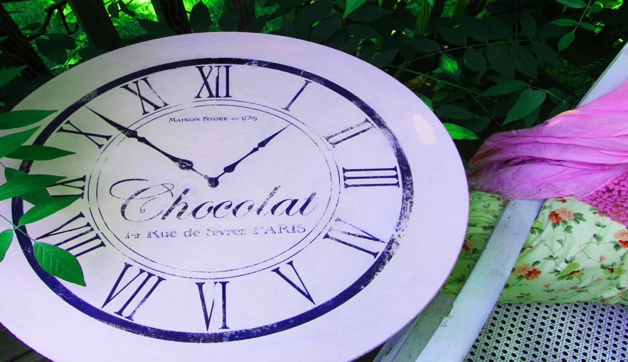 DIY Transfer Vintage French Clock over Chalk paint Furniture - YouTube