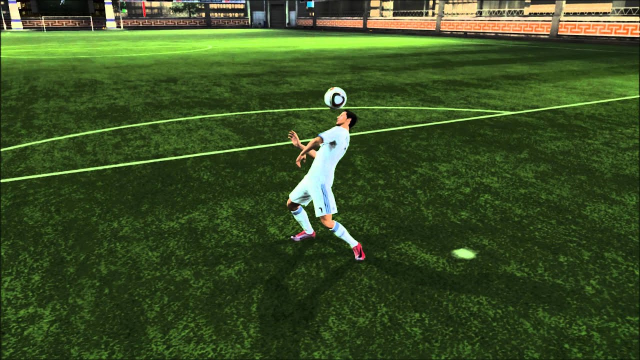 FIFA 11 - Ronaldo Skills Arena - YouTube