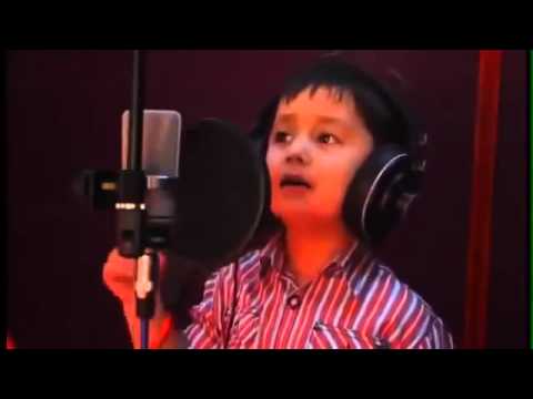 Amazing Little Boy 4 Years Old Sings   Chaki Chaki Boron   Beautiful Voice!!   YouTube