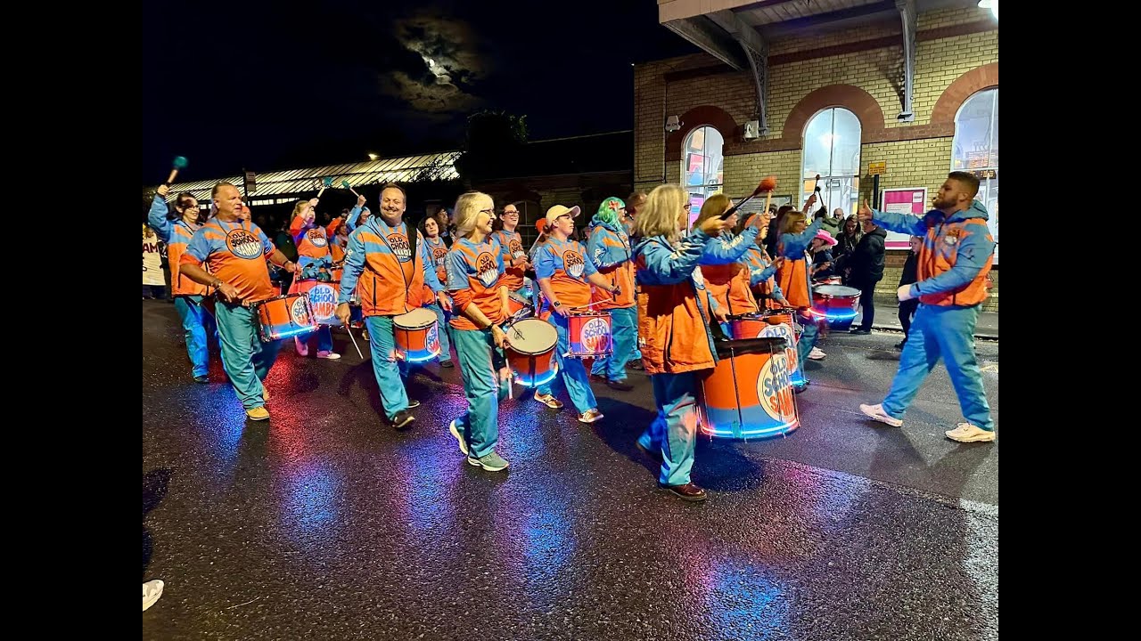 Faversham Carnival 2024 - YouTube