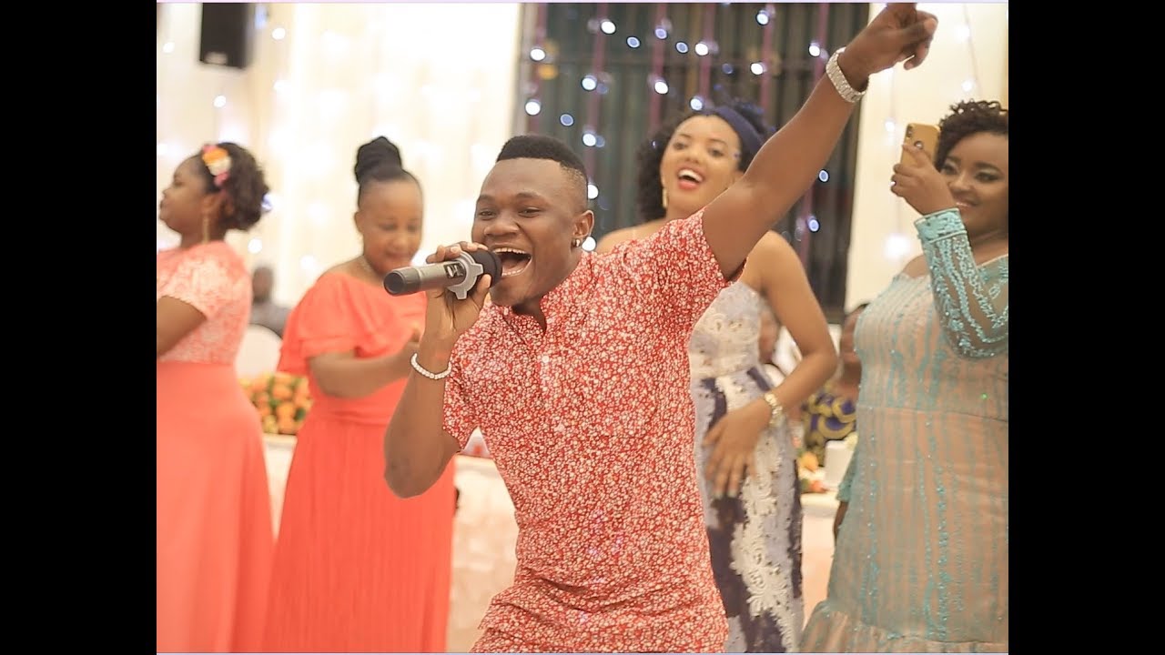 MBOSSO APAGAWISHA MAHARUSI - YouTube