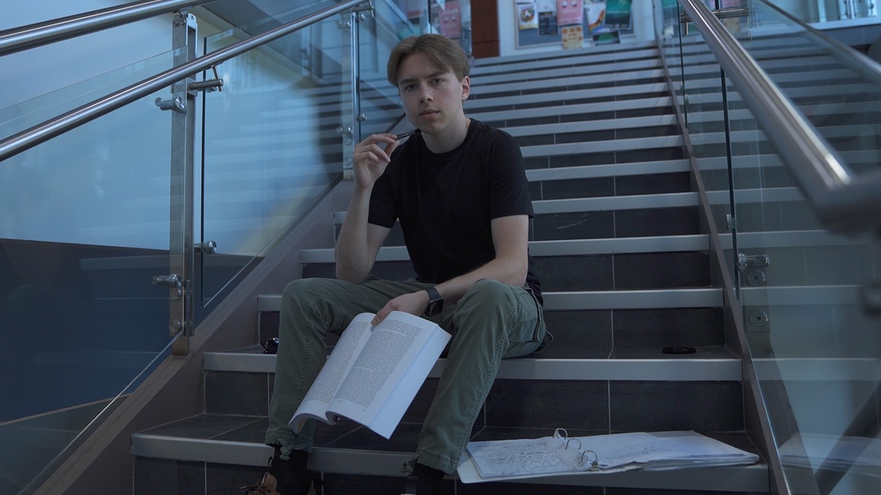 my small town college experience - YouTube