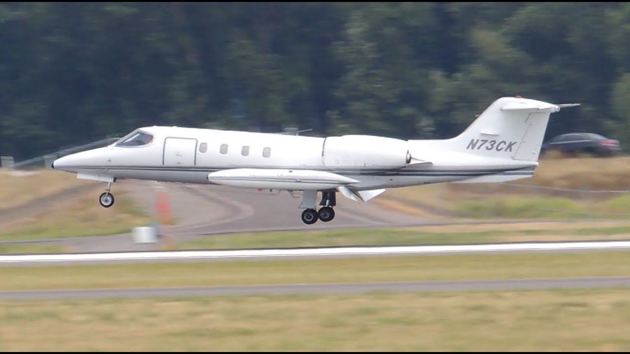 Kalitta Charters Learjet 35 [N73CK] landing in PDX - YouTube