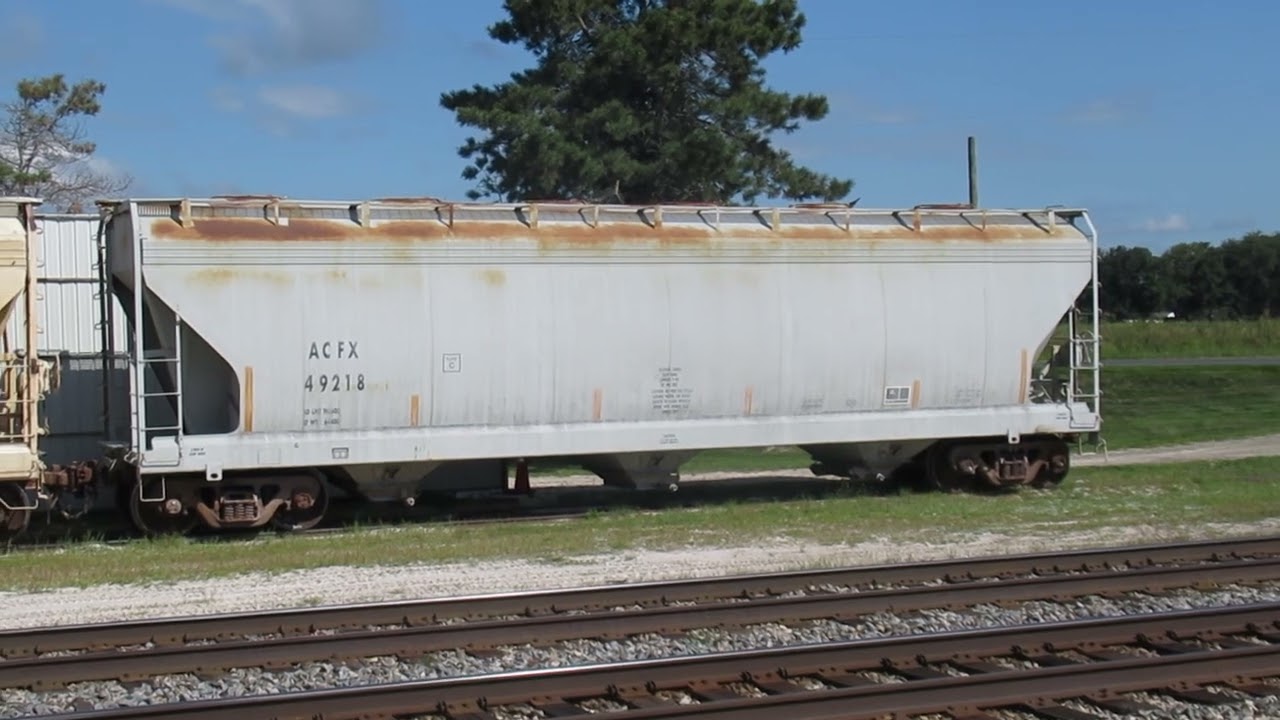 ECC ACF CENTER FLOW covered hopper, 3 plain hoppers on the Harborlite ...