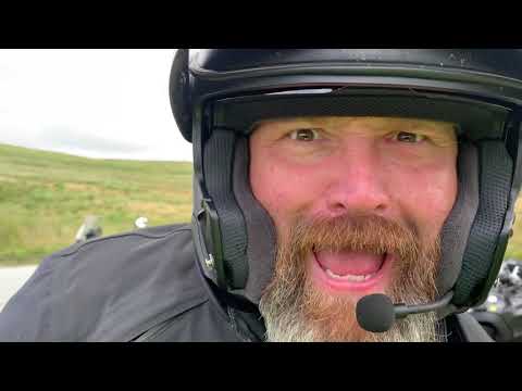 Tregaron remote telephone box - YouTube