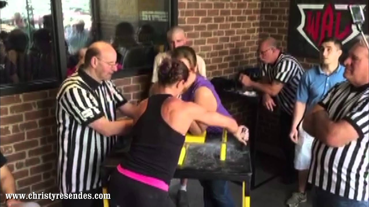 Lefty Women's Arm Wrestling - YouTube