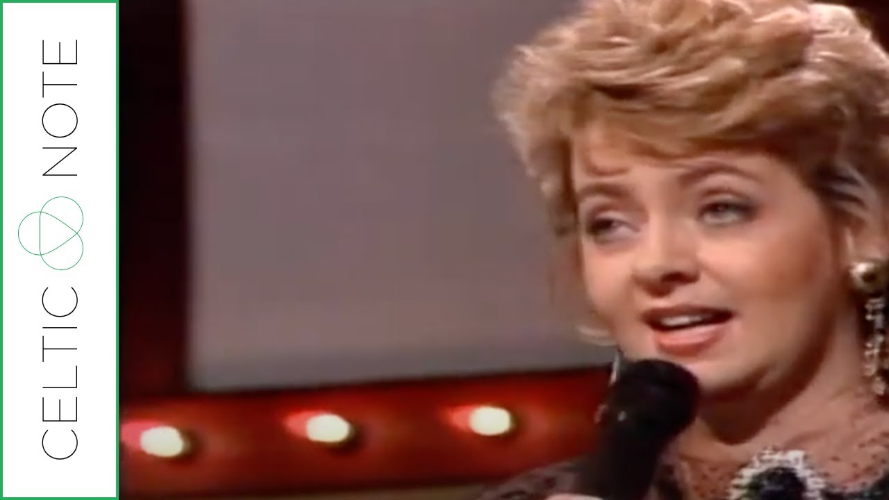 Sandy Kelly feat. The Jordanaires - Faded Love (Live) - YouTube