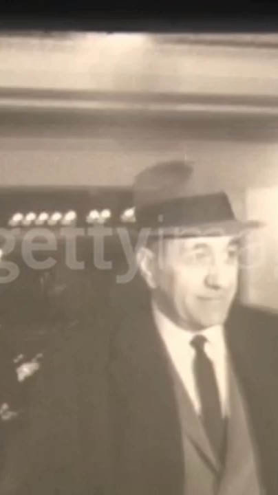 Chicago Heavyweight Tony Accardo Walks Into US District Court Room ...
