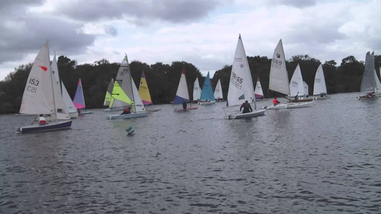 Bart's Bash start at Redesmere Sailing Club - YouTube