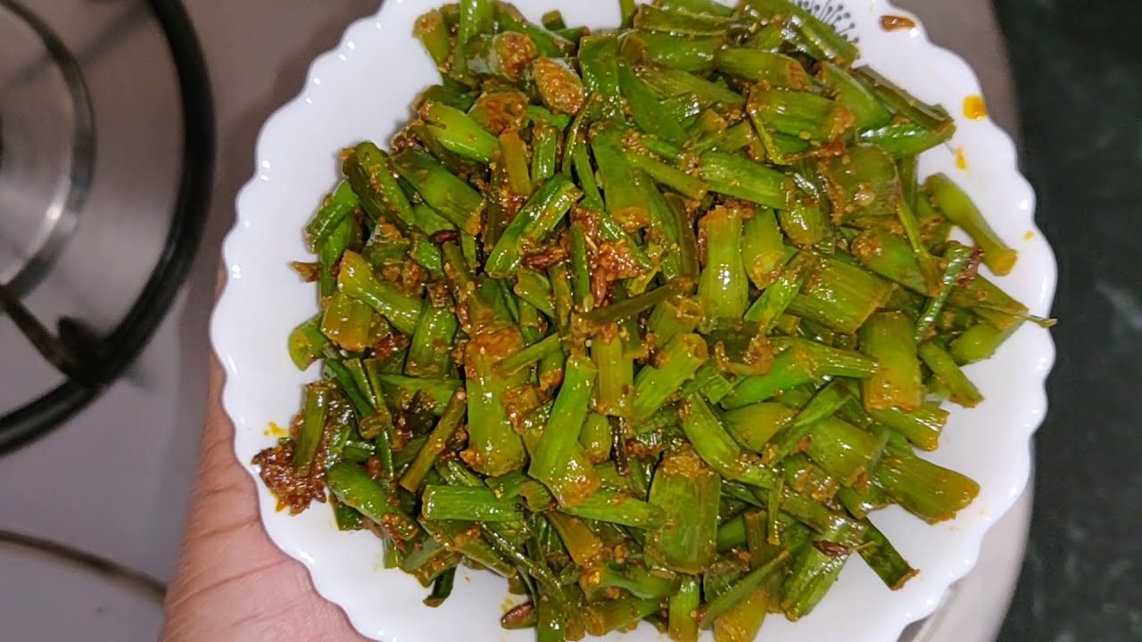 Green Sangri ki Sukhi Subzi || Green Desert Beans cooked vegetable ...