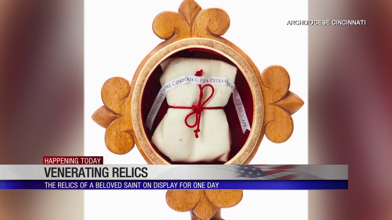 Relics of beloved saint on display at St. Peter in Chains - YouTube