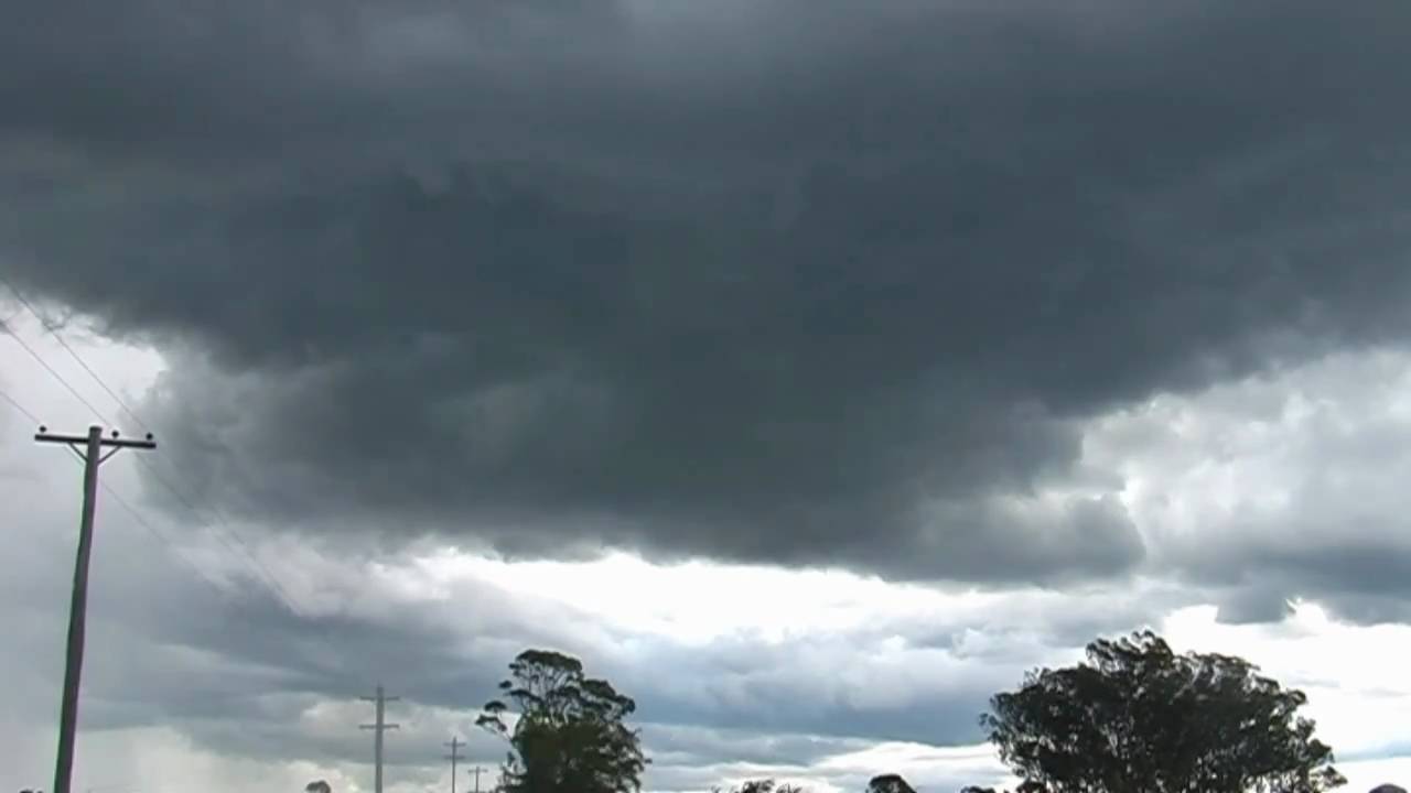 Penrith storm cell - 10th Nov 2010 - YouTube