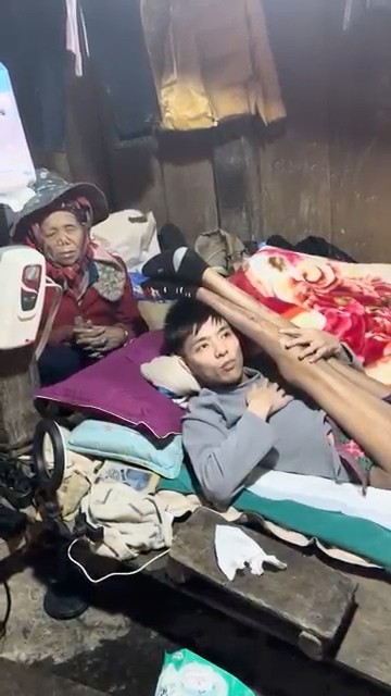 Hello m.n em bh bị sỏi thận nữa:)) #cuộcsốnghằngngày - YouTube
