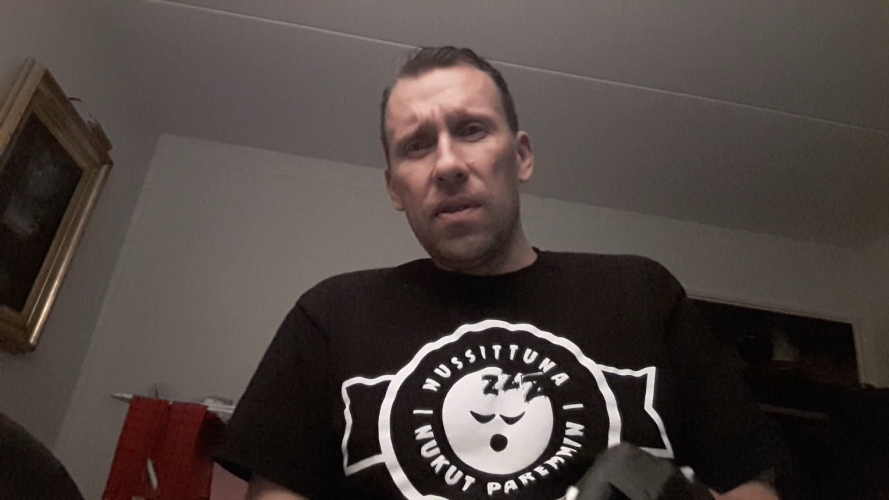 Sunnuntai.. uus tattoo.. - YouTube