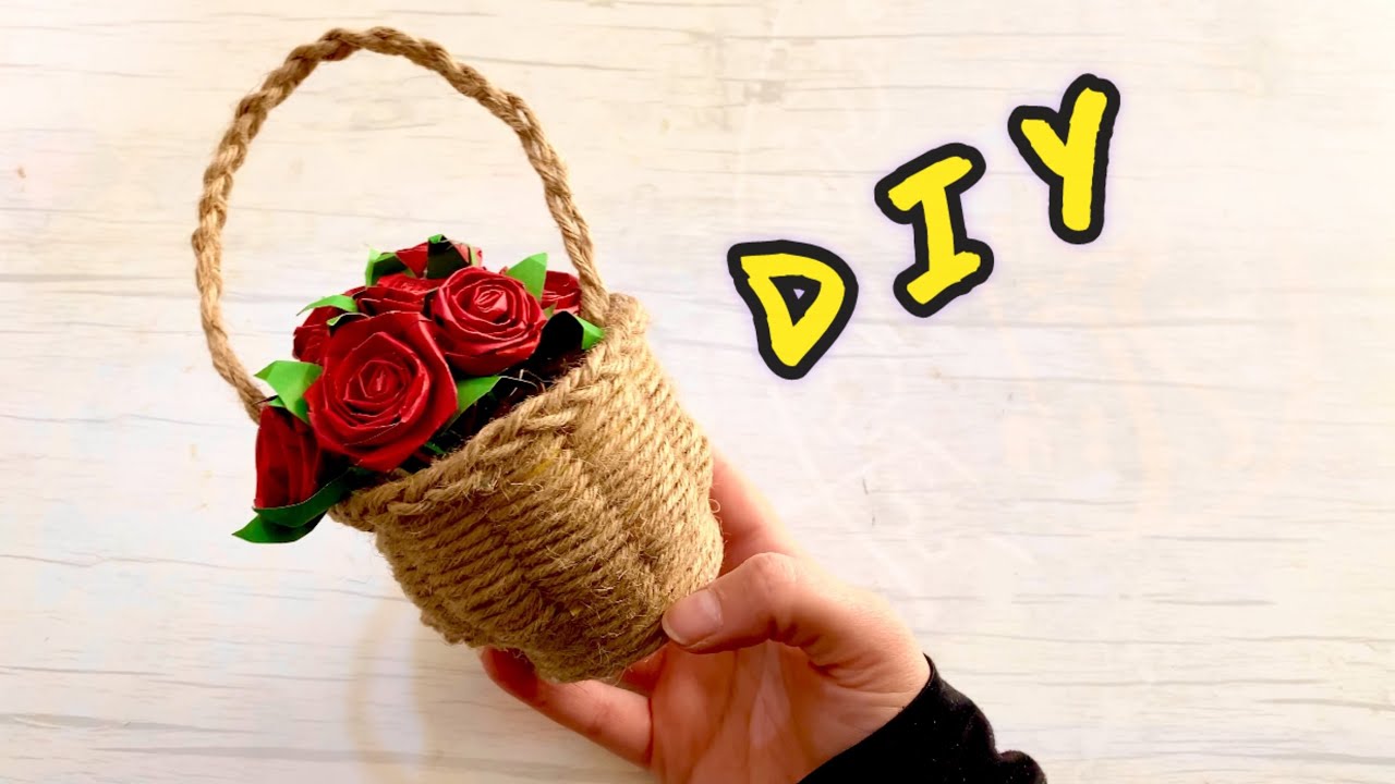 DIY: The idea of making this beautiful basket only with paper cups and ...