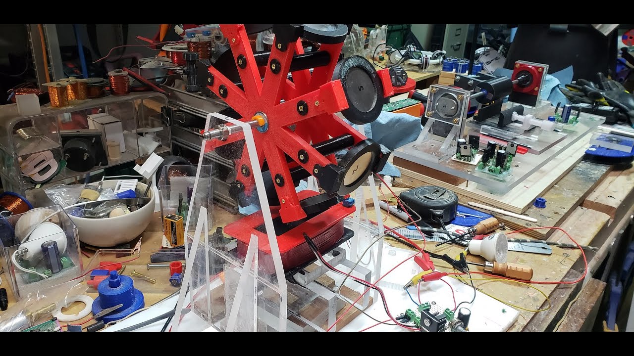 3D Printed Ferris Wheel Rotor Stand Build and first run (with several ...