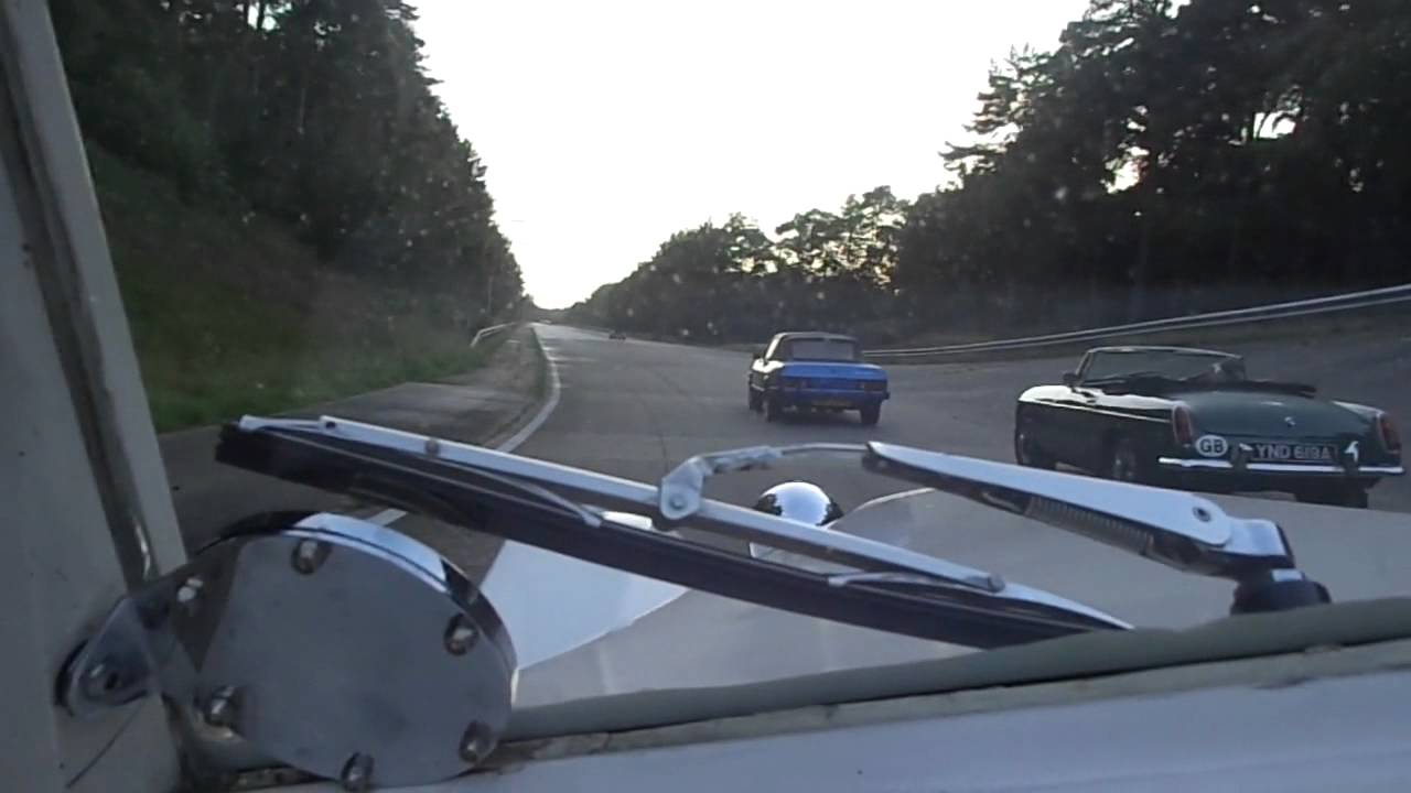 Marlin Roadster 0-70mph on TRL Crowthorne test track - YouTube