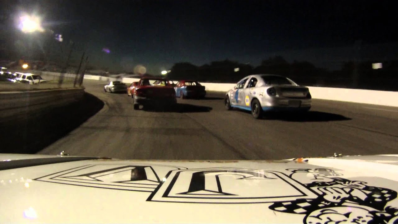 M40 Speedway Outlaw FWD Feature Part 1 - YouTube