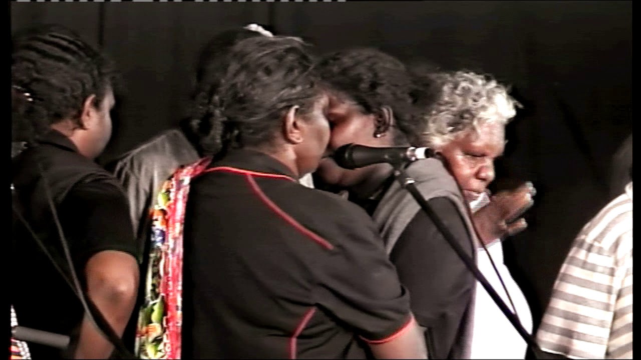 Minyerri & opening prayer - YouTube