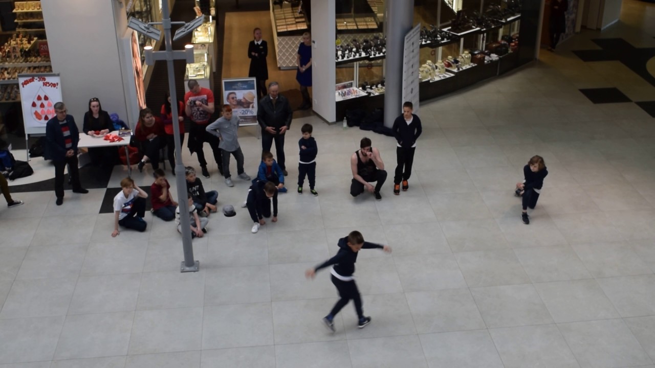 Нарва Брэйкданс Poison dance studio - YouTube