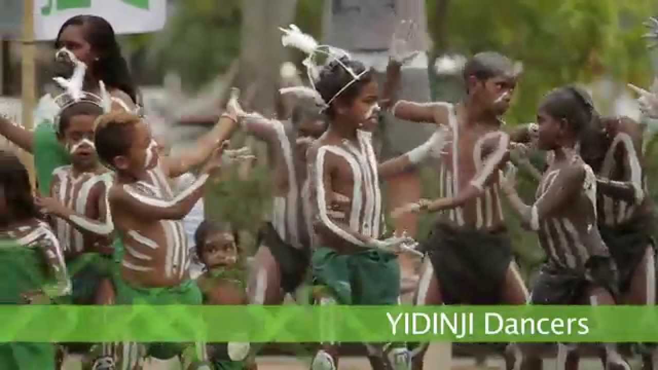 Yidinji Dancers - YouTube