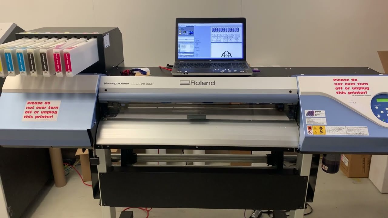 Printing a sticker design with a cutline on a Roland Versacamm printer ...
