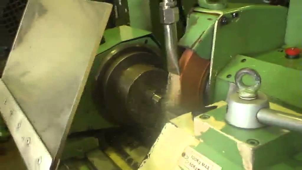 Cylindrical Grinding - Proses Gerinda Silinder shaft (ATS) - YouTube