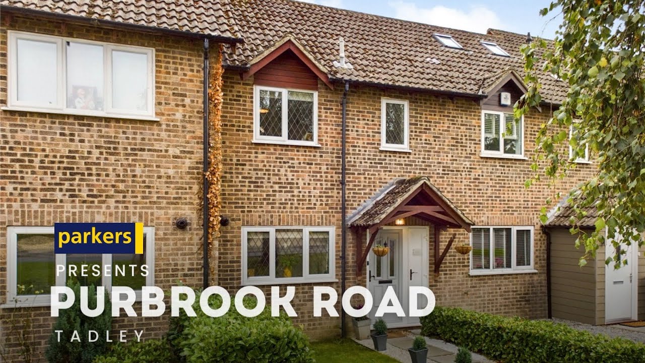Lovely Two Bedroom Mid Terrace Home for Sale in Tadley 📍 - YouTube