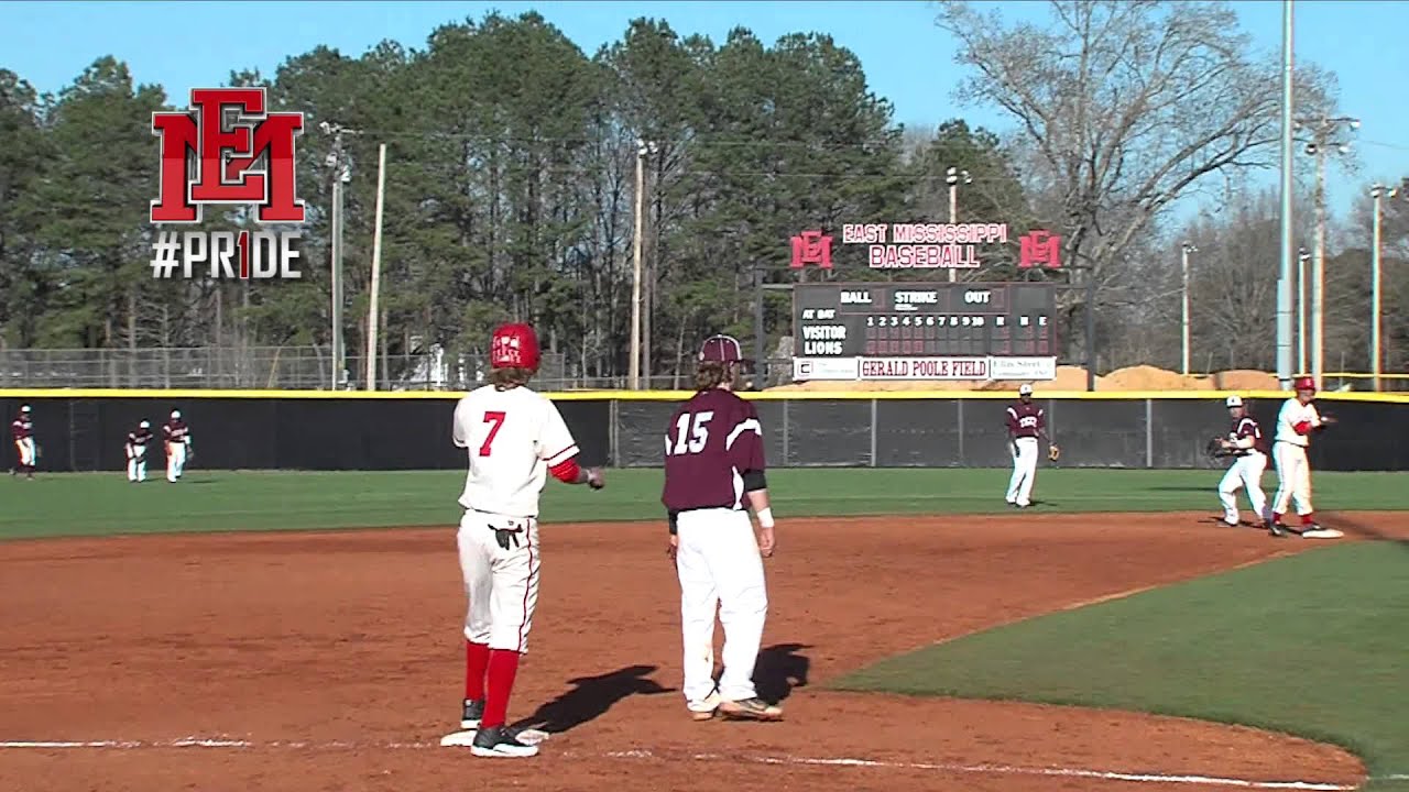 #6 EMCC Baseball vs. Coahoma - Game 1 - YouTube