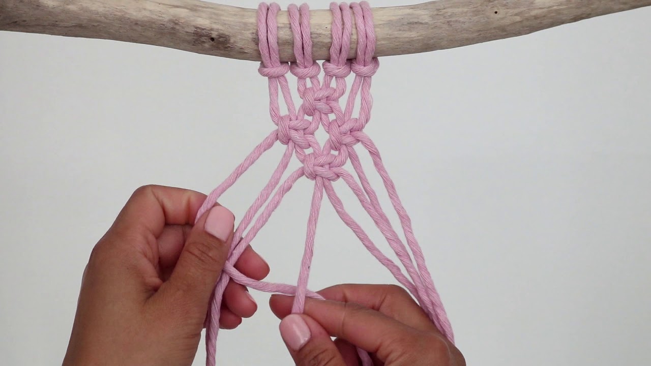 The Alternating Square Knot - YouTube