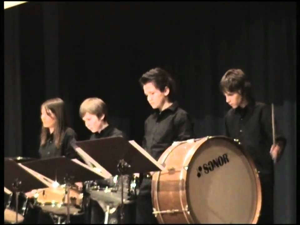 Drummers parade von Michael H. Lang - YouTube