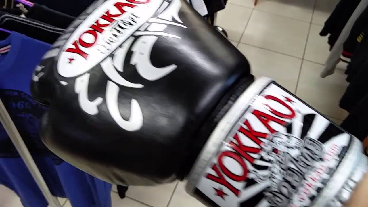 Γάντια μποξ Yokkao Phoenix Boxing Gloves - YouTube